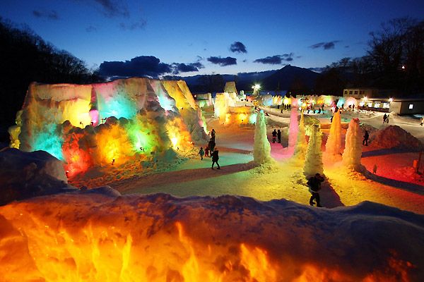 Snow Festival in Japan (24 photos) - Izismile.com