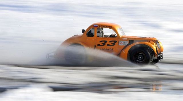 Legends car race (11 photos) - Izismile.com