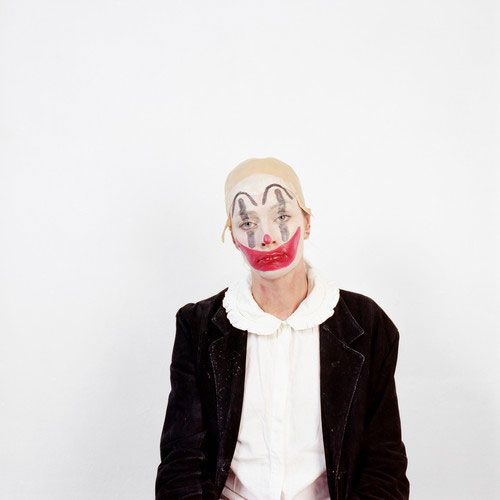 Transformation from a soldier into a... clown (14 photos) - Izismile.com