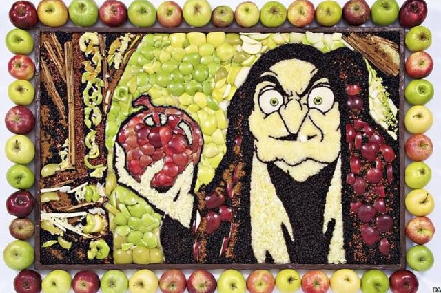 Amazing apple art | WireSmash
